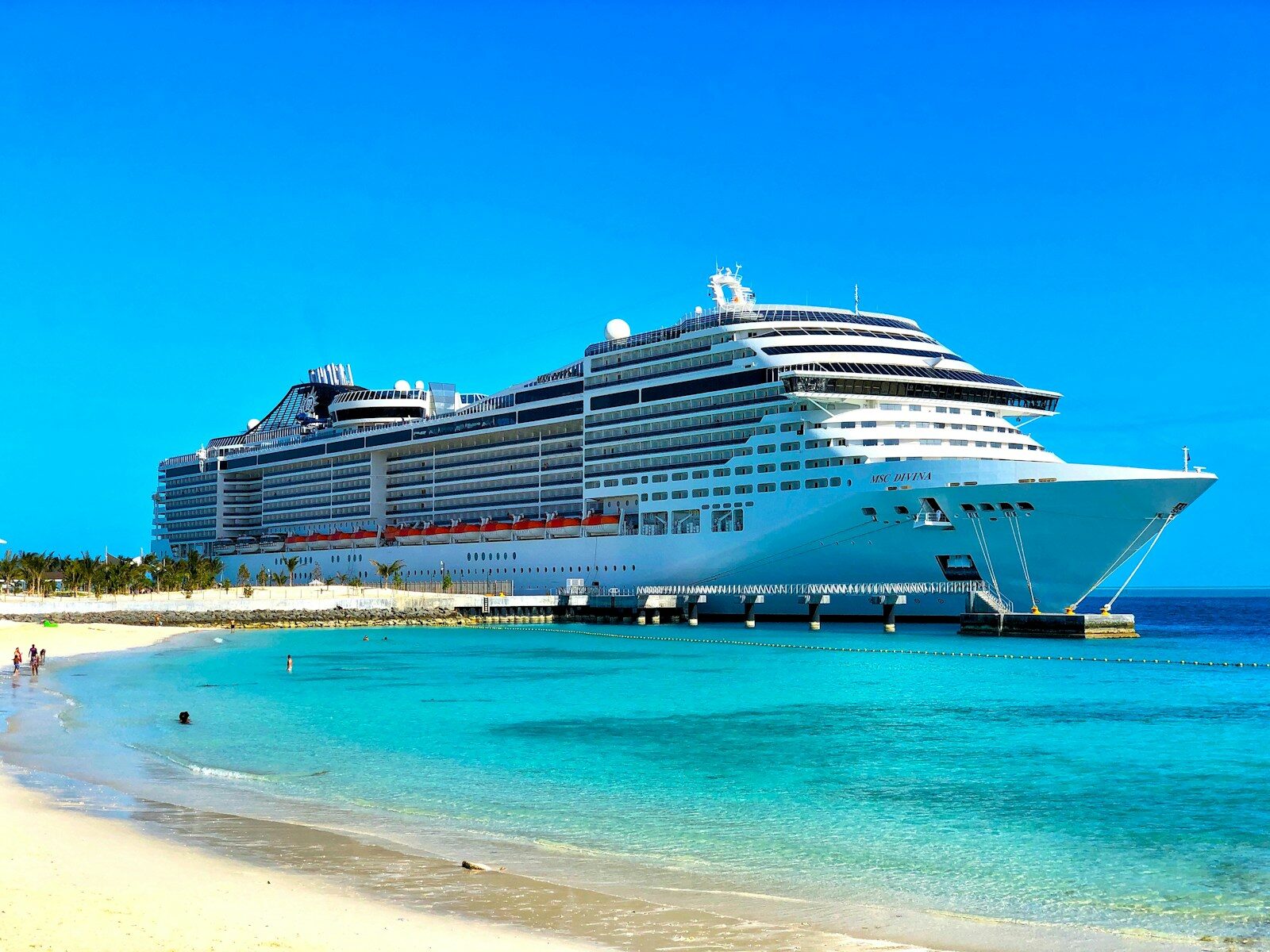 Cruise Ships Norfolk — 2026 & 2027 Sailing Schedule